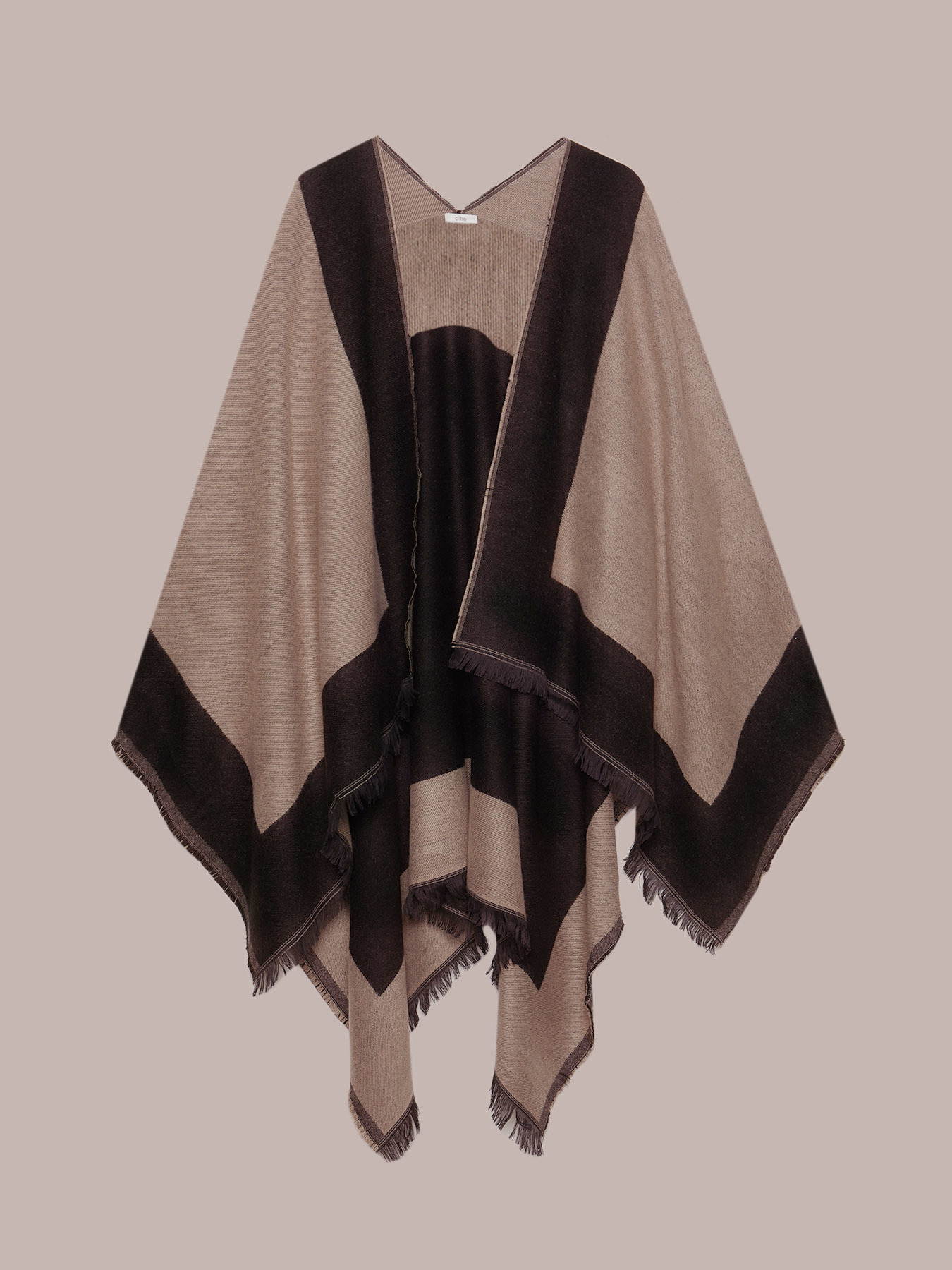Cape large avec bordures